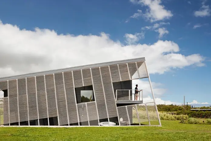 Kauhikoa Core House: casa prefabricada híbrida en Maui